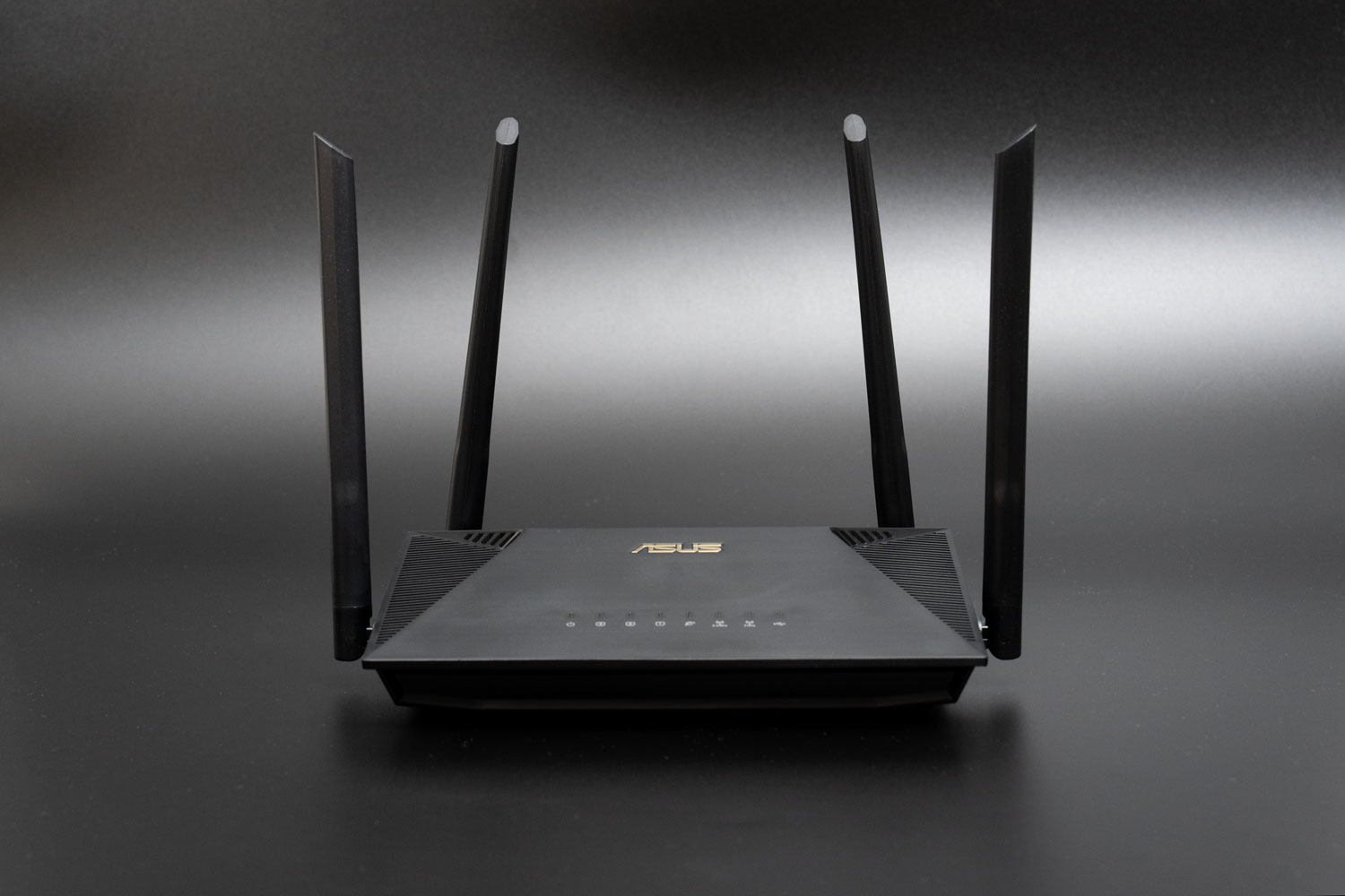 【ASUS RT-AX1800U レビュー】セキュリティも安心できる初心者におすすめの高速Wi-Fiルーター!! | ONE STORY